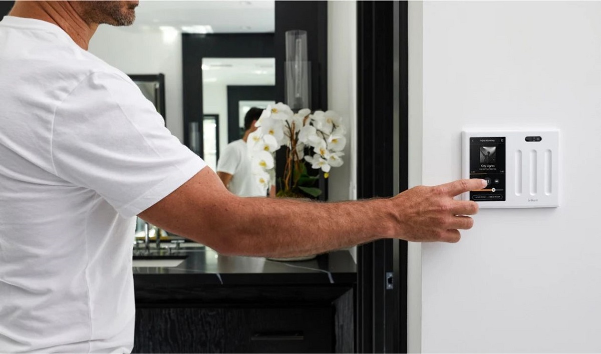 Brilliant Helpful To Control All Your Smart Home Gadgets Mycplus C And C Programming